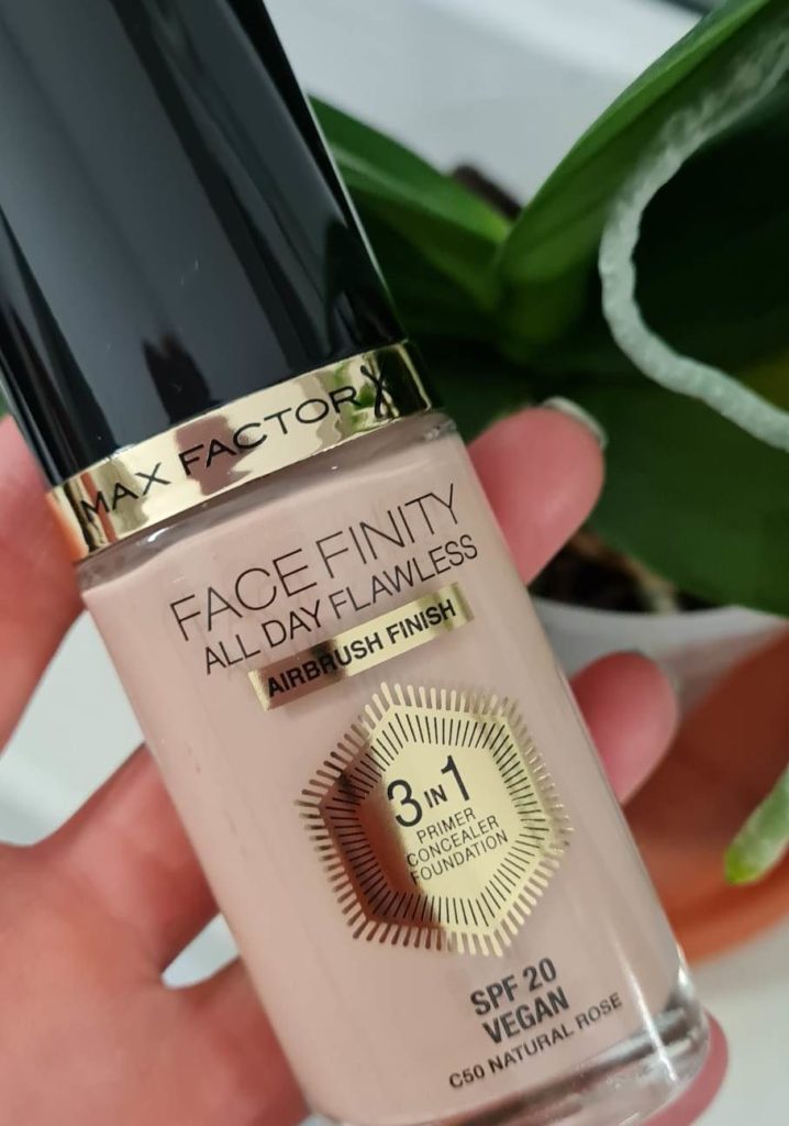 Fond de ten Max Factor Facefinity 3 in 1 Natural Rose C50 - RedVelvet